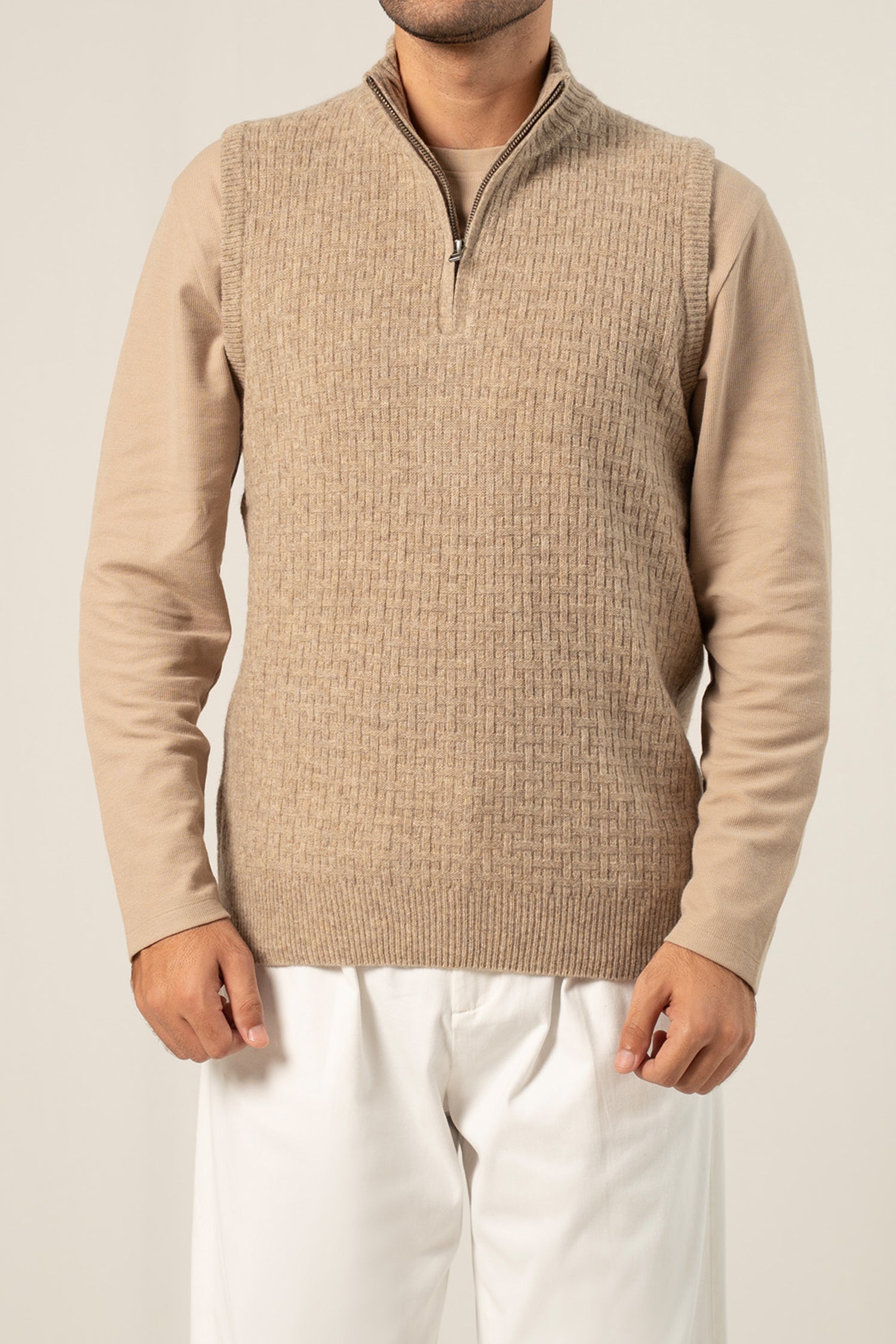 DESIGNER ZIPPER SWEATER