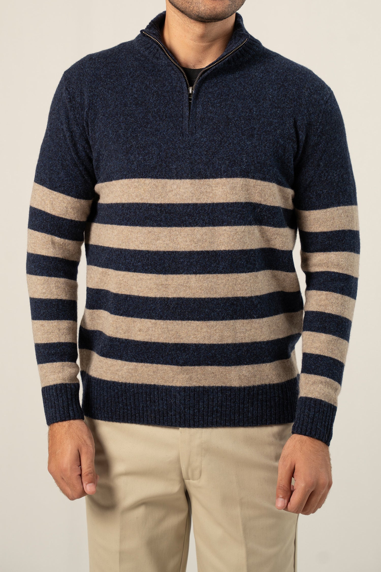 DESIGNER ZIPPER SWEATER